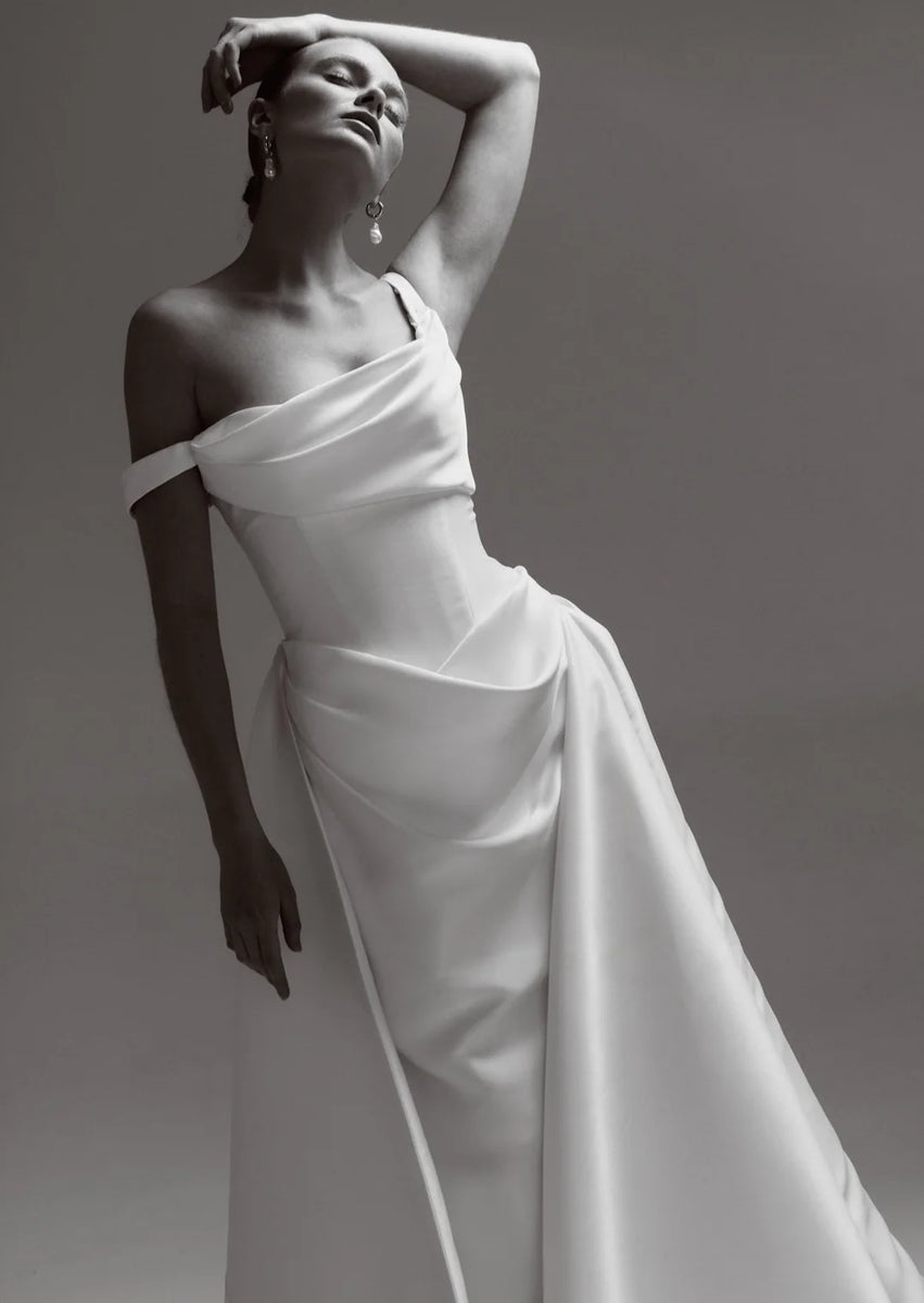 Sienna Wedding Dress | Belle Lueur Bridal Cumbria